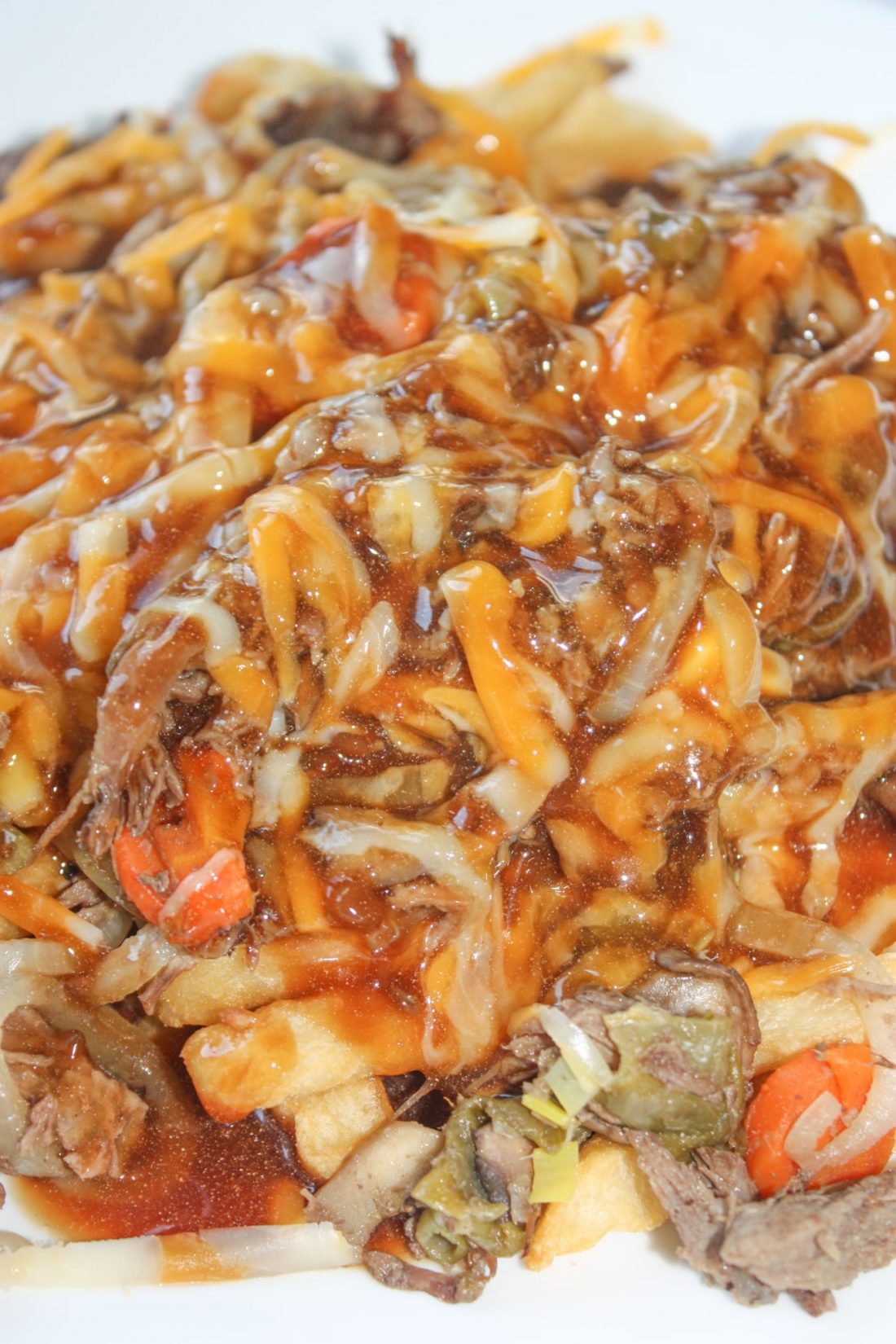 Roast Beef Dinner Poutine - Kiss Gluten Goodbye