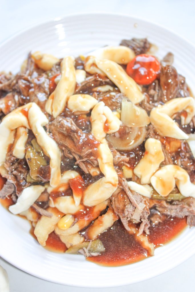 Roast Beef Dinner Poutine - Kiss Gluten Goodbye